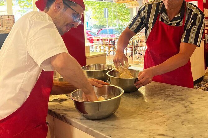 Premium Pizza Making Class at a Pizzeria in Como - The Itinerary: What to Expect