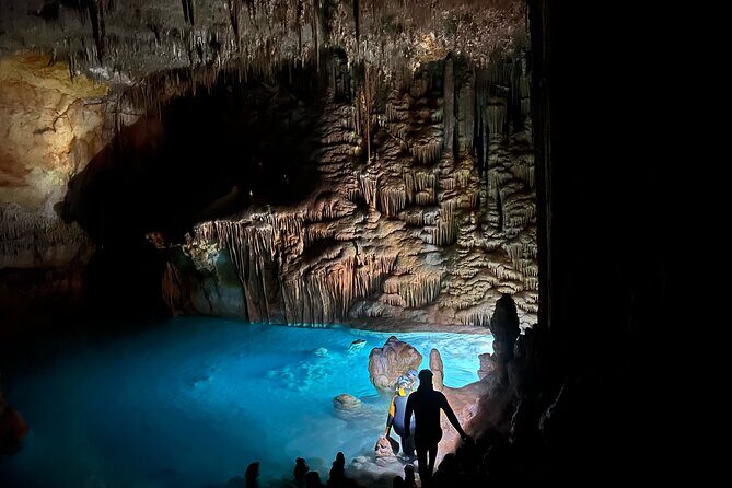 PREMIUM TOUR : Enjoy aquatic caves with caving guides - Practical Tips for Future Cavers