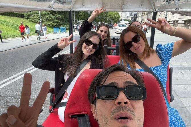 Private 1H Eco Tuk Tour in Madrid  Exclusive & Fun Experience - An In-Depth Look at the Madrid Eco Tuk Tour