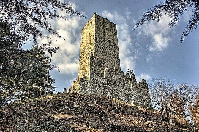 Private 2-Hour Tour of the Medieval Castle over Lake Como - The Practical Details and Value