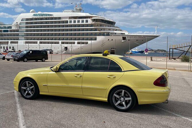 Private Arrival Transfer: Piraeus Cruise Port to Central Athens - The Experience at the Port