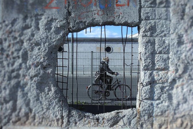 PRIVATE BEHIND THE BERLIN WALL and COLD WAR BERLIN TOUR - What to Expect from the Experience