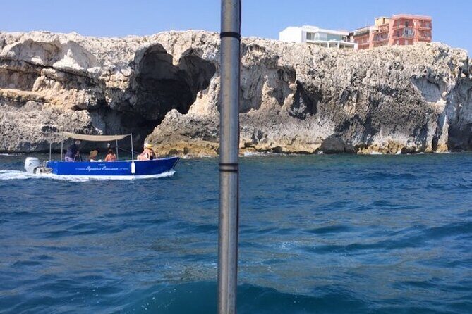 Private boat tour 1h Ortigia and caves with tales - What to Expect During the 1-Hour Trip