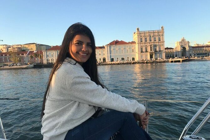 PRIVATE BOAT TOUR Lisbon - Who Should Consider This Private Lisbon Boat Tour?