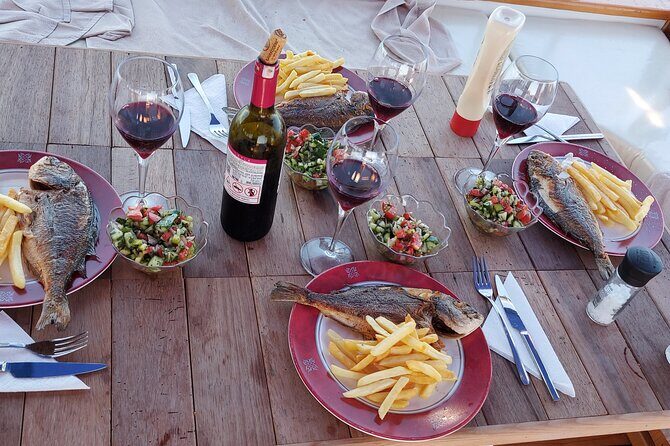 Private Boat Tour n Side - Detailed Breakdown of the Stops and Activities