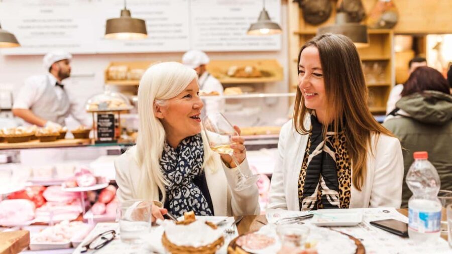 Private Bologna Intro Tour with a Local, Flexible & Custom - What Does the Tour Cover?