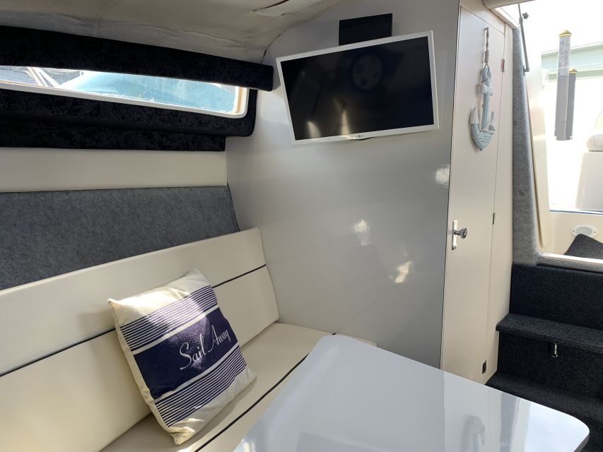 Private Cruise in Rio Douro - 2 hours - Up to 8 Passengers - The Sum Up