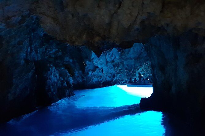 Private Custom Island Hopping Speedboat Tour from Hvar - FAQ