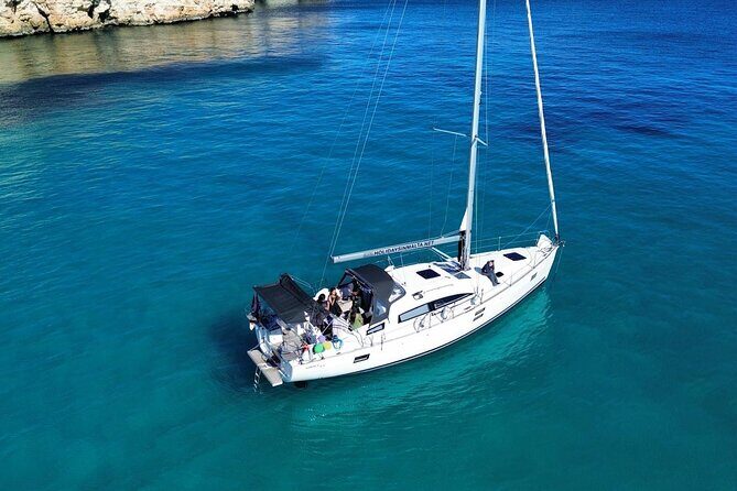 Private Day Charter on Amazing Mowgli - What’s Included & What to Bring