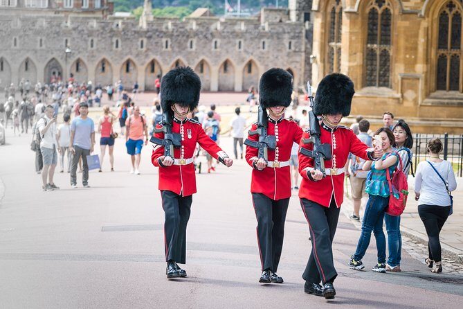 Private Day Tour to Bath and Windsor Castle - An In-Depth Look at the Itinerary