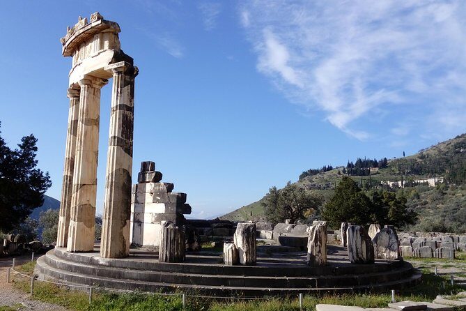 Private Delphi and Hosios Loukas Monastery - Great Lunch and Drinks Included - Transportation and Comfort