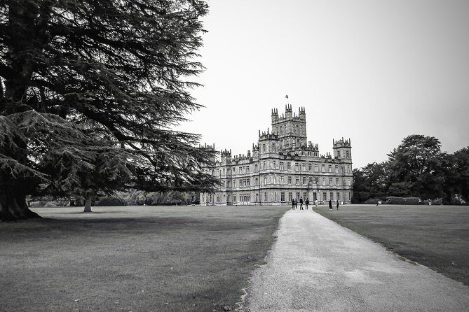 Private Downton Abbey Tour, including Bampton, Cogges Farm, and Highclere - What Reviewers Say