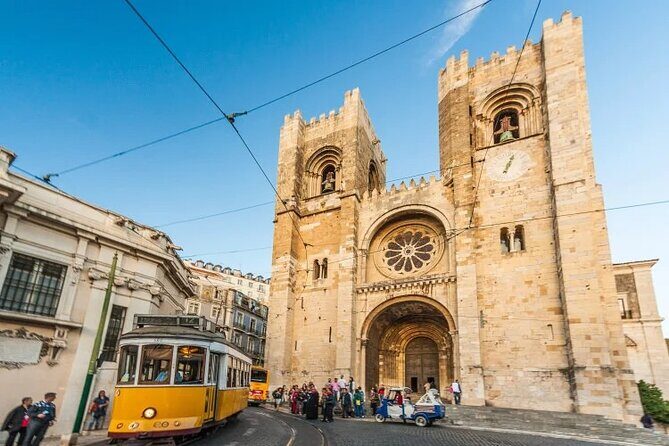 Private Eco Tuk Tuk Tour of Lisbon's Center Essential Landmarks - Who Will Love This Tour?