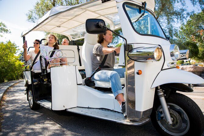 Private Electric Tuk Tuk Tour in Rome - Detailed Breakdown of the Itinerary