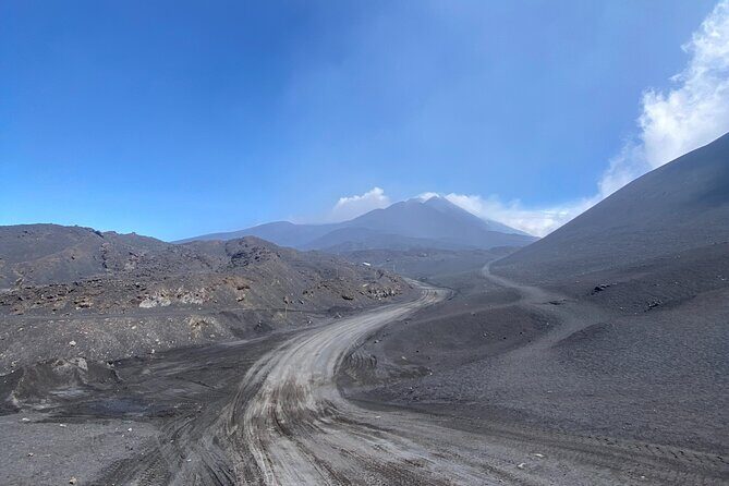 Private excursion on the volcano Etna - What’s Included and What to Consider