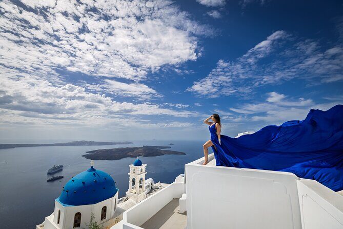 Private Express Flying Dress Photoshoot in Santorini  30 Minutes - FAQs about the Santorini Flying Dress Photoshoot