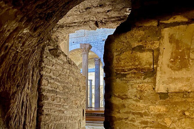 Private Express Tour of Roman Catacombs with Transfer - What You Can Expect at Each Stop