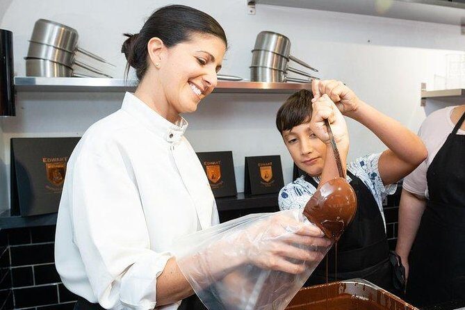 Private Family Chocolate Making Class in Paris - Why This Experience Is Worth Considering