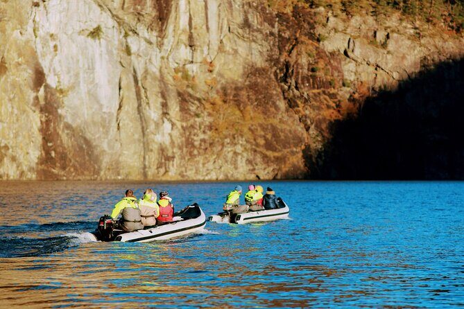 Private Fjordcruise by Luxury Pontoon Boat - Bergen Fjords - Comfort and Safety Features