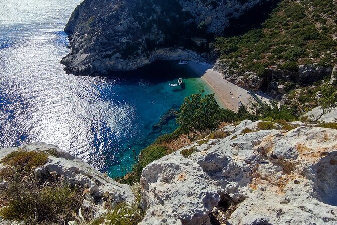 Private Full Day Boat Expedition to Grama Bay - The Itinerary in Detail