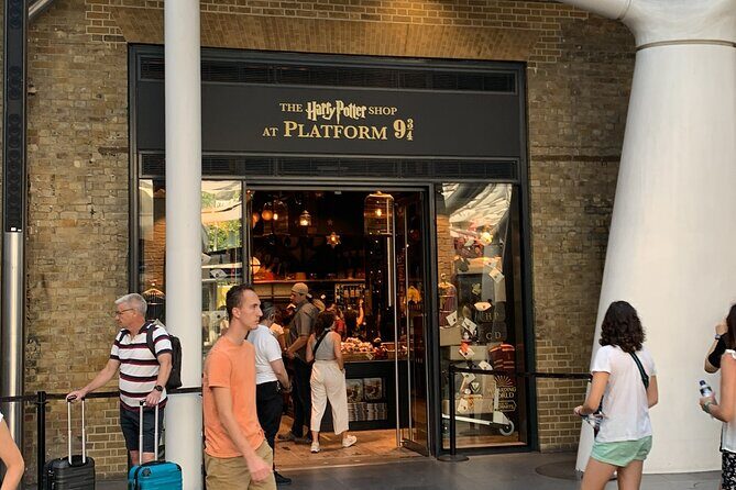 Private Guided Tour of Harry Potter Locations - English/ Italian - The Importance of Guide Knowledge and Interaction