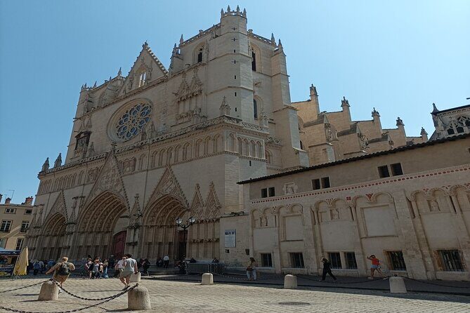 Private guided tour of Old Lyon with your official tour guide ! - Why This Tour Offers Great Value