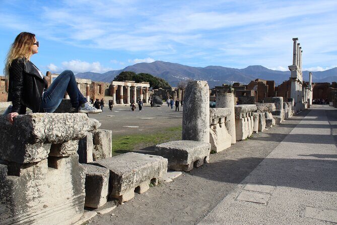 Private half-day tour with expert guide in the archaeological site of Pompeii - FAQs