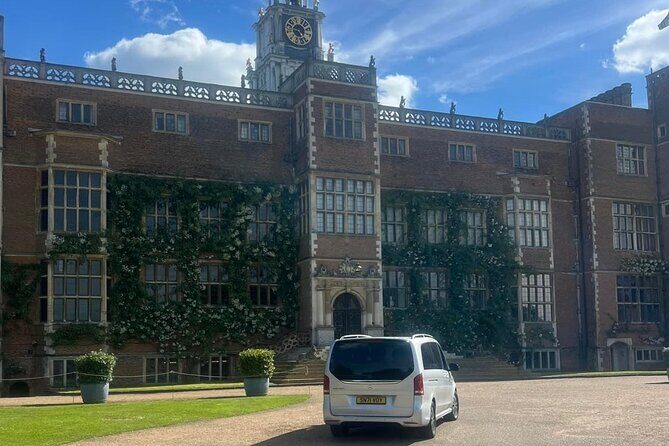 Private Luxury airport transfer - Vehicle Quality and Comfort