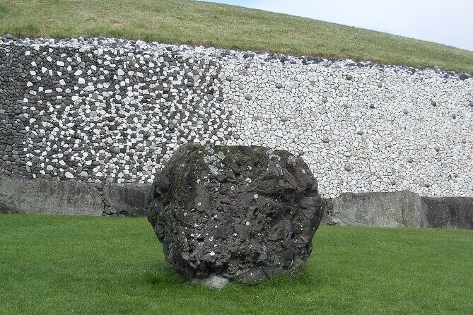 Private Luxury Tour of Newgrange and The Hill of Tara - Who Should Consider This Tour?