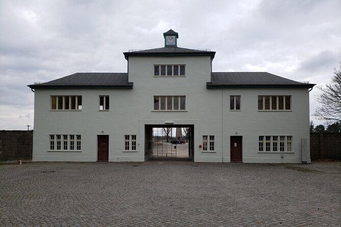 Private Minivan Tour to Sachsenhausen Concentration Camp - FAQs