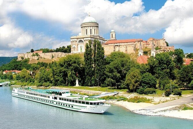 Private or SmallGroup Budapest Danube Bend Tour Lunch and Cruise - What We Love About This Tour