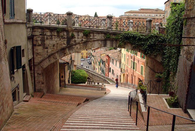 Private Perugia Walking Tour with official guide - Why This Tour Is Worth the Price