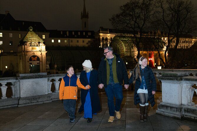 Private Photographer Vienna - Timing and Seasonal Tips