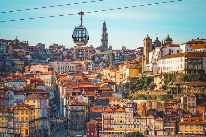 Private Porto Tour to Lisbon with stops: Nazare, Obidos & Aveiro - The Itinerary in Detail
