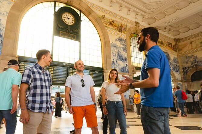 PRIVATE Porto walking tour with historian - A Close Look at the Tour Itself