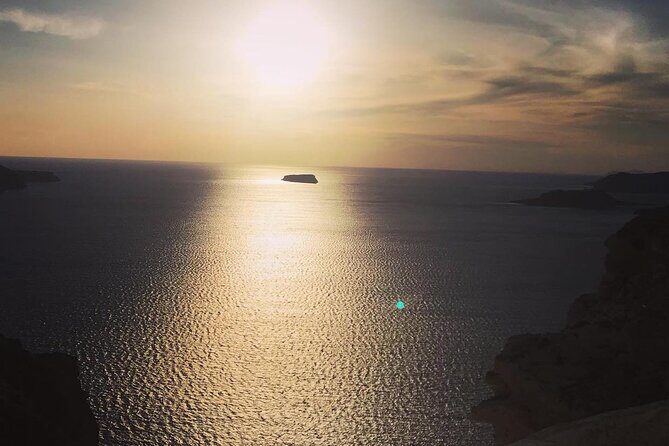 Private Santorini Sunset Picnic Experience - The Itinerary in Detail