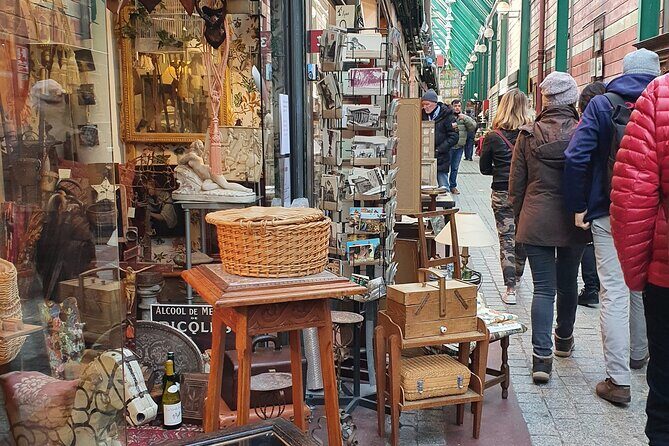 Private shopping tour at the Paris Antique Flea Market - Who Will Love This Tour?