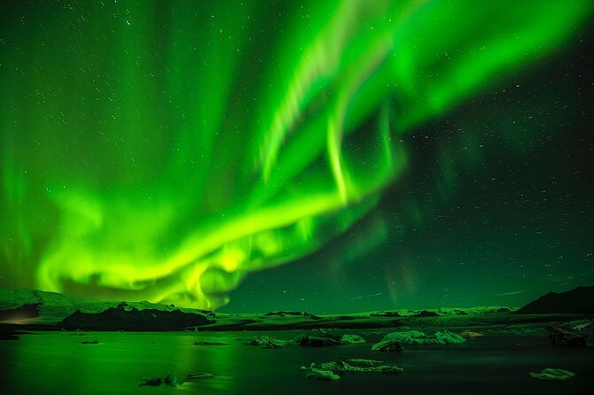 Private Super Jeep Northern lights hunt from Reykjavik - The Sum Up