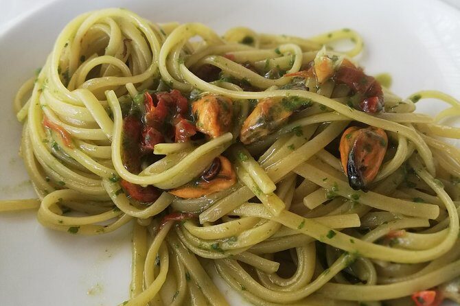 Private tour Amalfi Coast and Pompei: Positano and Sorrento - FAQs