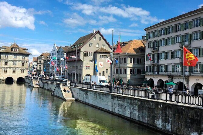 Private Tour around Zurich Old Town - A Walk Through Zurich’s Heart: What You Can Expect