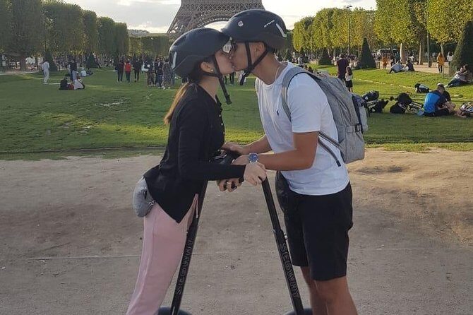 Private Tour: Discover Paris with Local, 3 hours on a Segway - What It’s Like to Ride and Explore