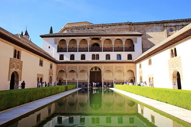 Private tour from Malaga to the Alhambra Palace and Granada - The Itinerary: An In-Depth Look