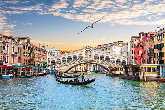 Private Tour from Milan: Venice Full Day Trip by Train - Guides and Personalization