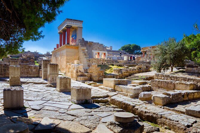 Private Tour Knossos Palace-Archaeological Museum-Heraklion Town - Transportation and Logistics: What to Expect