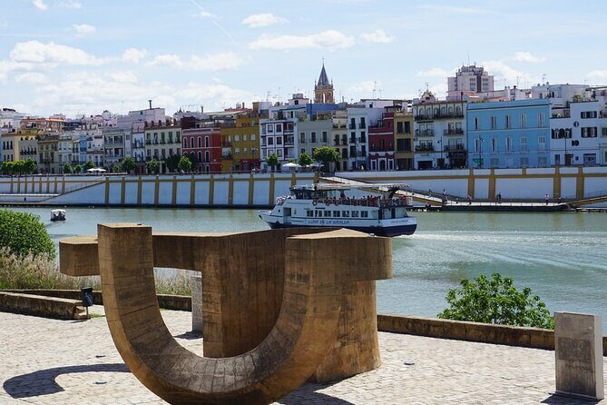 Private tour of Seville highlights - How the tour works: logistics, guides, and value