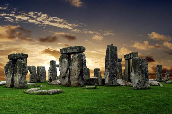 Private Tour of Stonehenge and Salisbury Cathedral - Transportation and Comfort