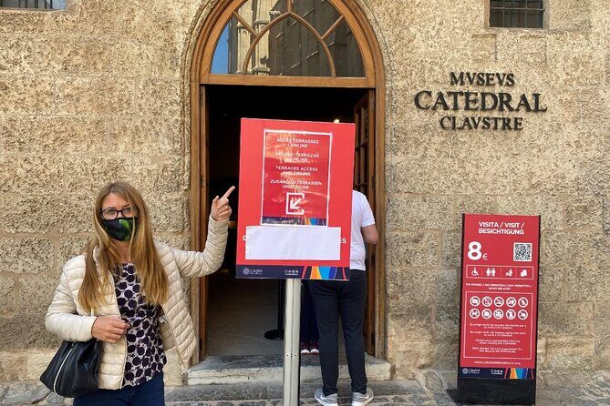 Private Tour: Palma de Mallorca Old Town, Palma Cathedral and Cruise - The Sum Up