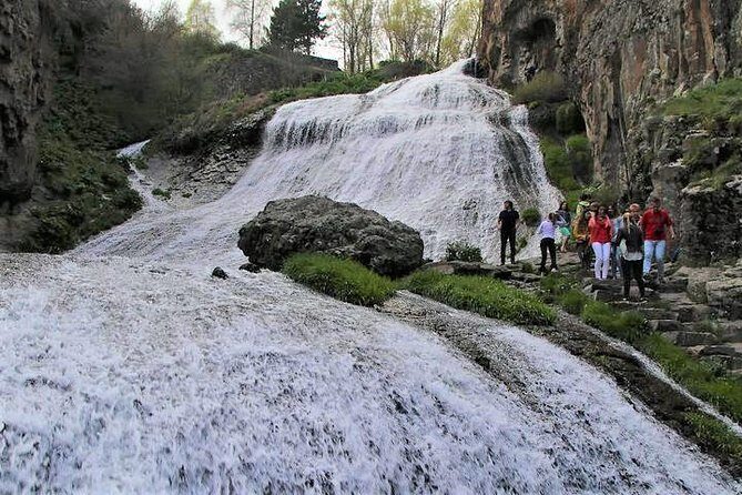 Private tour to Khor Virap, Hin Areni wine factory (tasting), Noravank, Jermuk - Transportation, Guide, and Overall Value