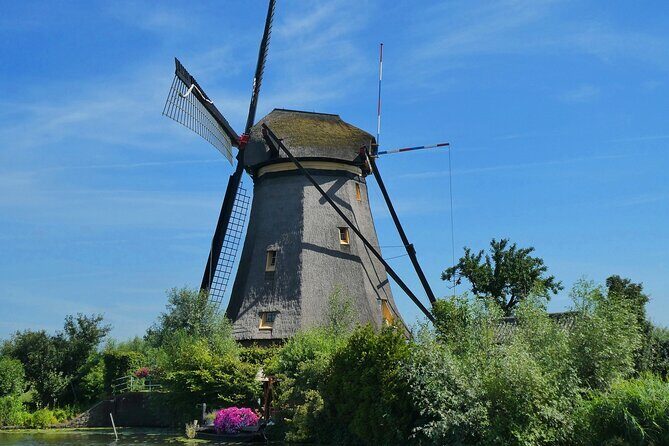 Private Tour to Kinderdijk and Delft / Leiden / Hague / Gouda - Discovering Kinderdijk: UNESCO’s Windmill Wonder