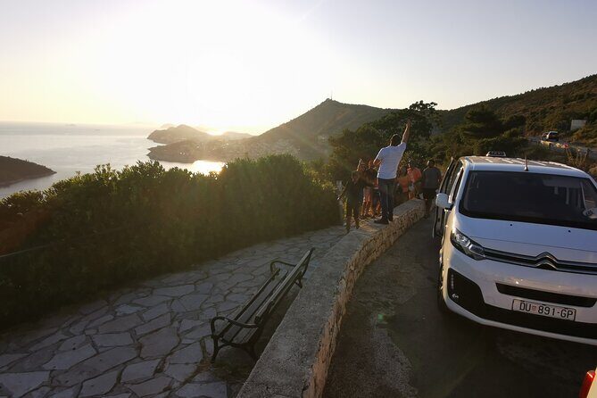 Private Transfer by 8 seats van from and to Dubrovnik Airport - Ease of Booking and Communication